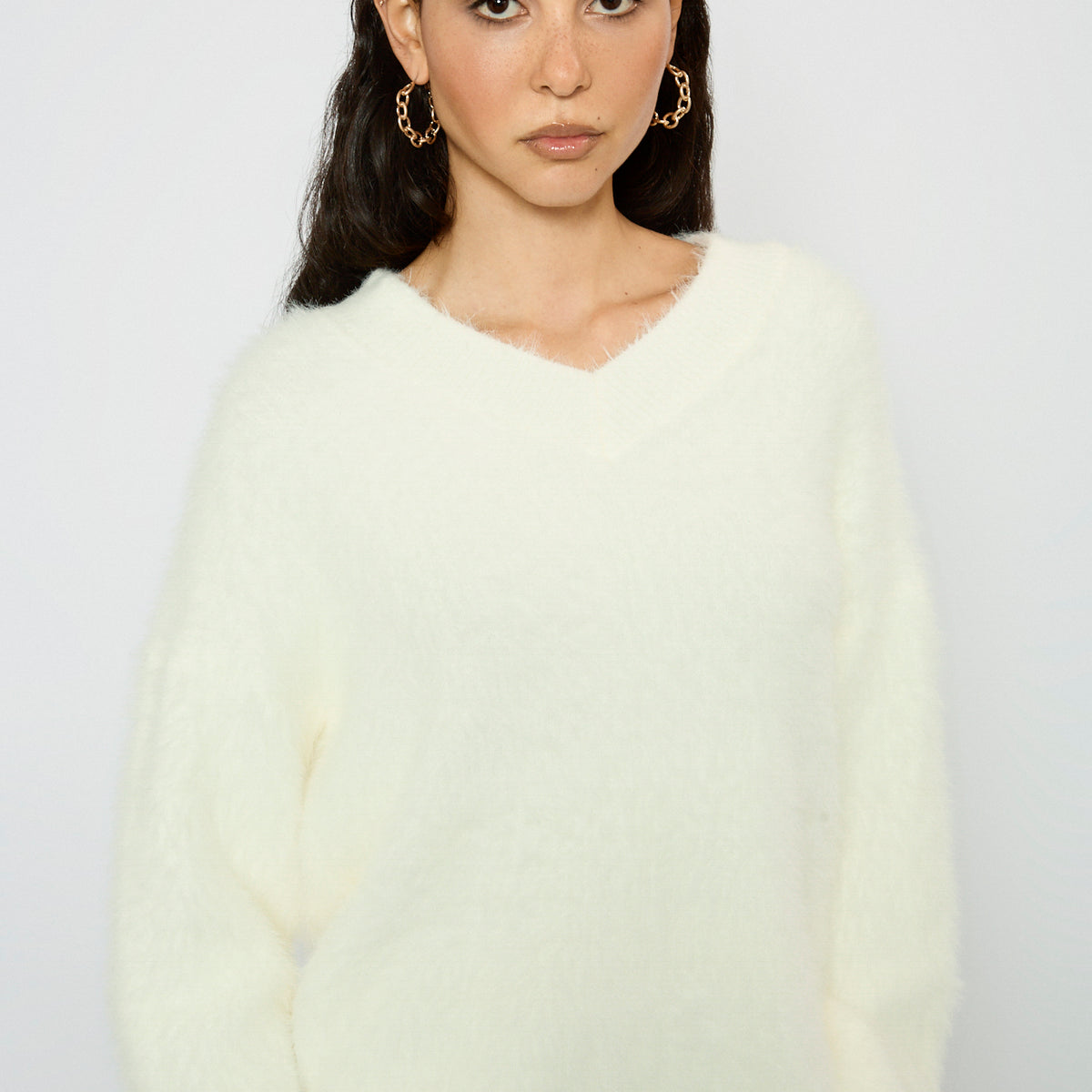 Ivory wool blend fuzzy V neck jumper | Glassworks London